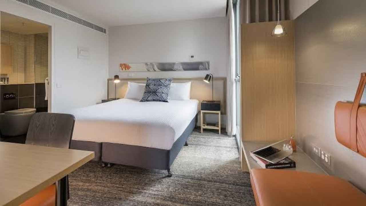 10 Best Cheap Hotels in Melbourne: Top Budget Accommodation Options